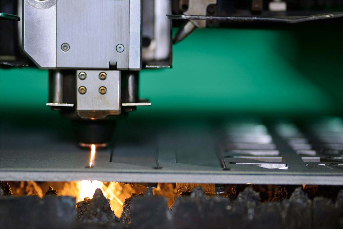 Blechbearbeiter - Plasmaschneiden & Laserschneiden | Albrecht DBB